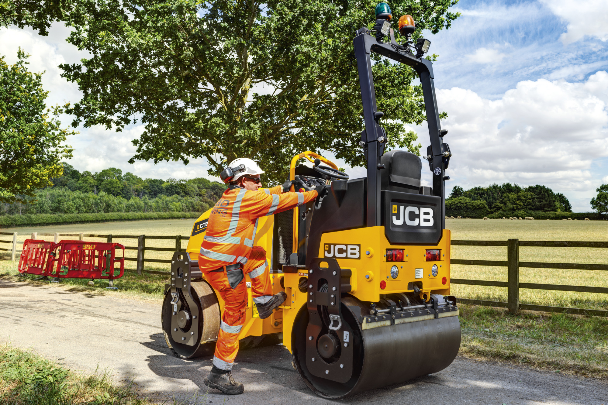 JCB CT160-80/100 – Rouleau Tandem Compact et Performant